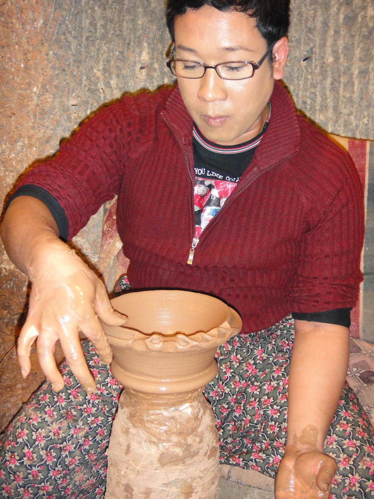 Membuat Pasu dari tanah liat secara Manual | Life and Skills