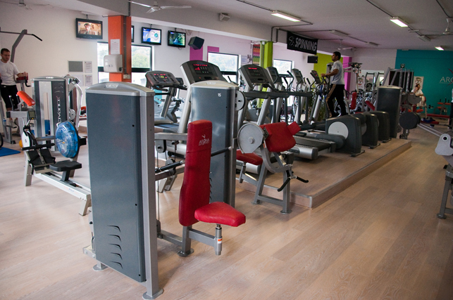 LES CLUBS DE FITNESS À LIÈGE: Arona Fitness, salle de fitness à Huy