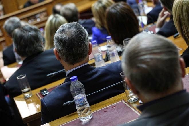 ΝΑ Η ΛΥΣΗ...!!! ΜΠΡΟΣΤΑ ΣΤΑ ΜΑΤΙΑ ΣΑΣ... ΔΕΙΤΕ ΠΟΣΟ ΜΑΣ ΚΟΣΤΙΖΕΙ ΕΝΑΣ ...