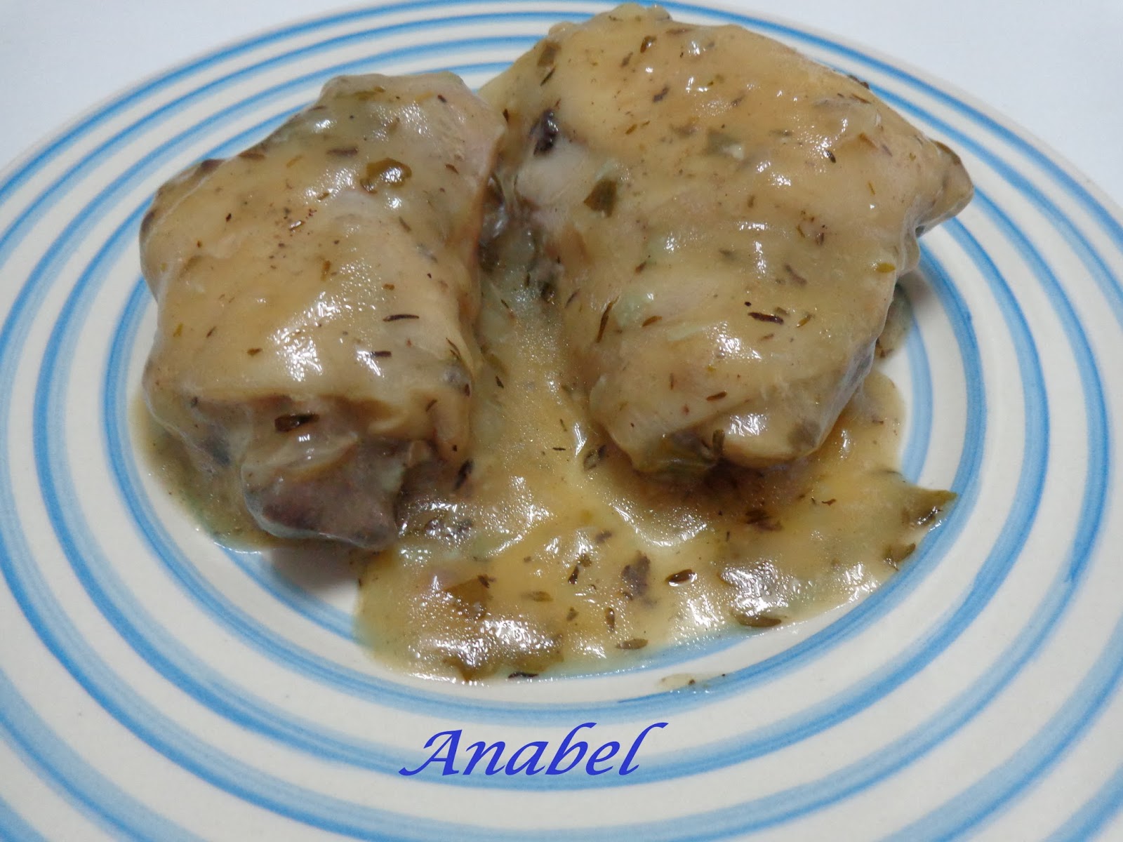 UN POCO DE TODO: POLLO EN SALSA DE LIMÓN Y AJO