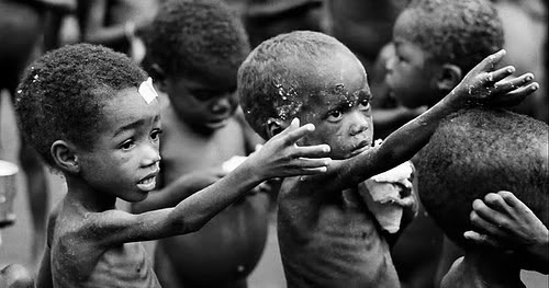 Ang Buhay ng Mahihirap at Mayayaman