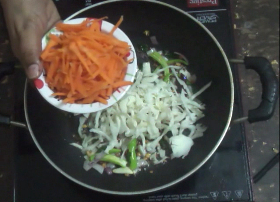 Sukku's Kitchen : CARROT CABBAGE FRY - Andhra Hotel Style