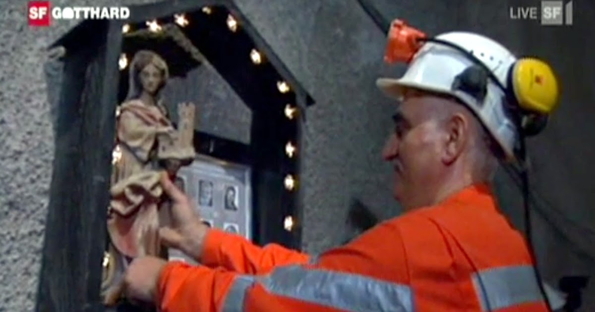 4 de diciembre la fiesta al DEMONIO Changó... alias Santa Bárbara y el ...