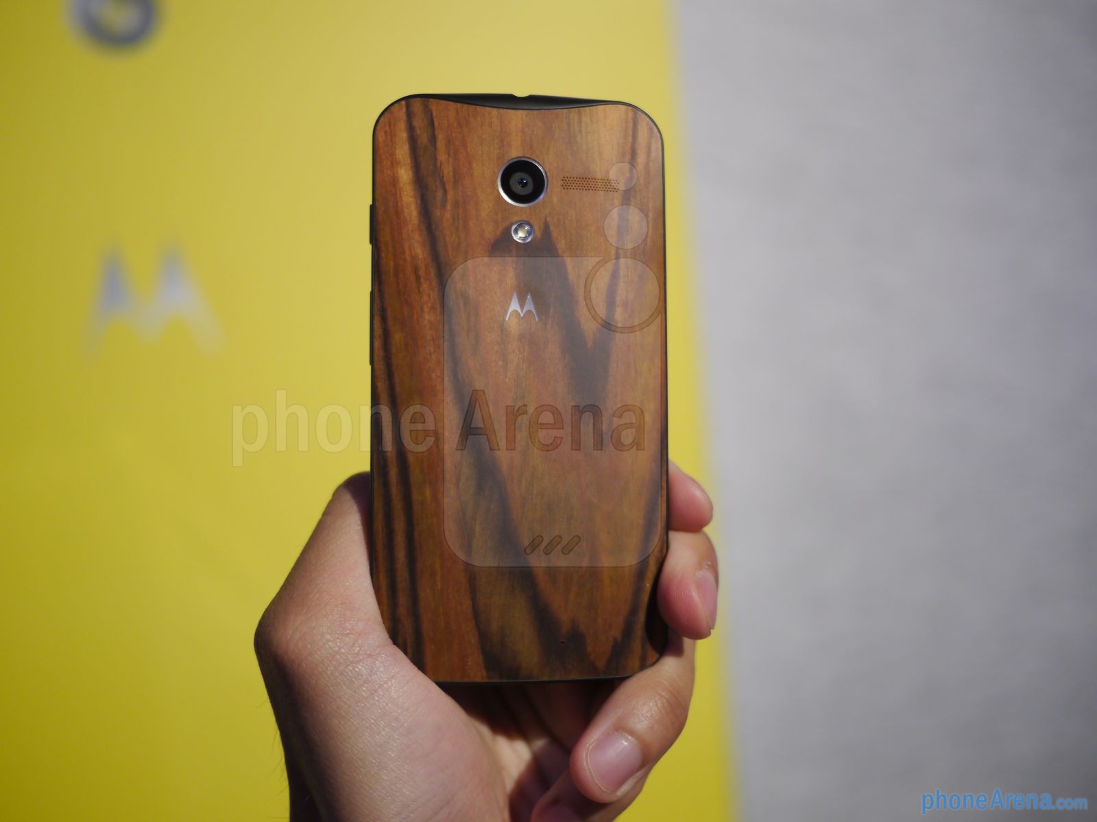 Motorola Moto X now official, Moto Maker helps design custom Moto X ...