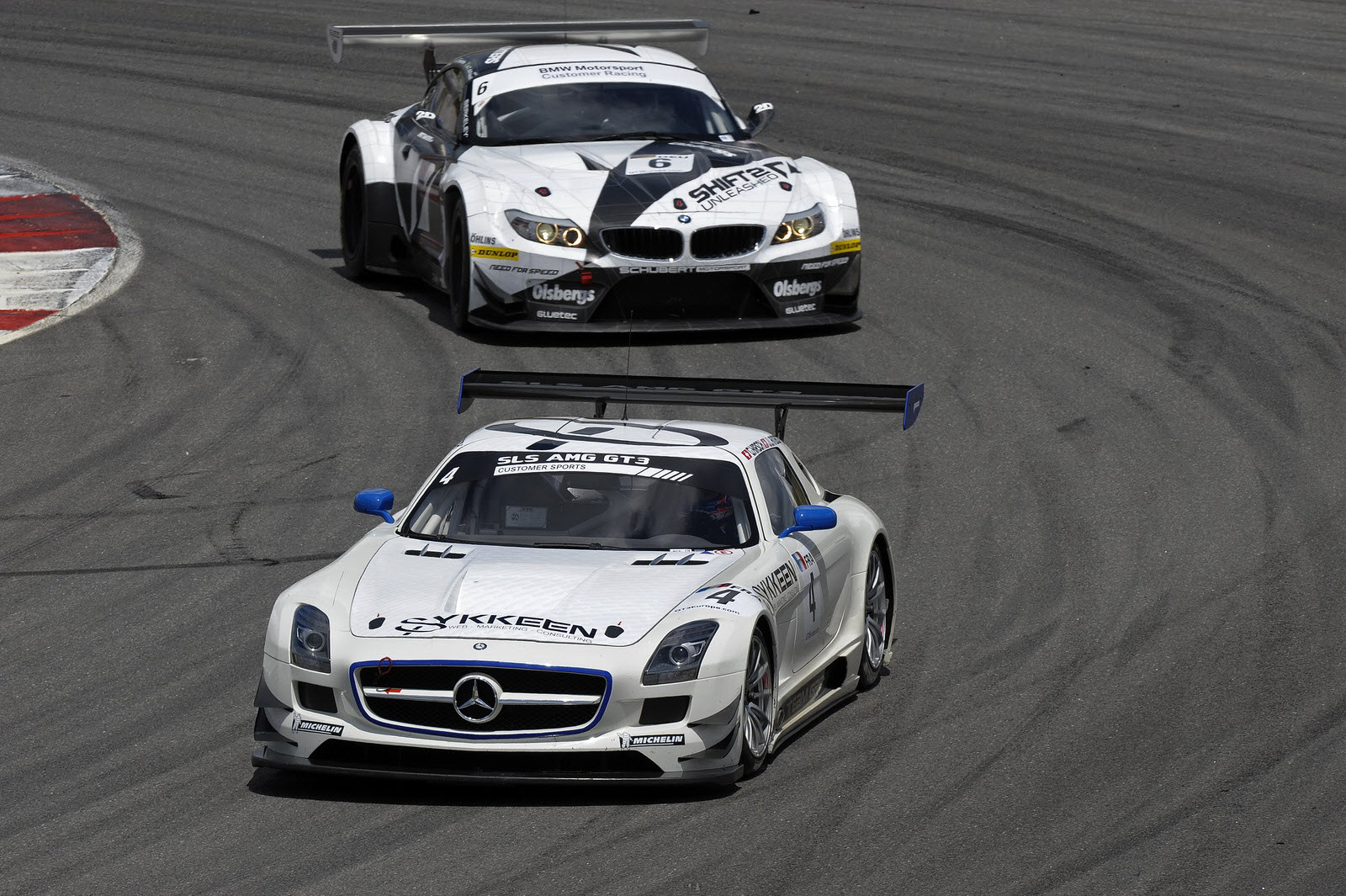 2011 FIA GT3 European : BMW and Audi win season opener at Algarve