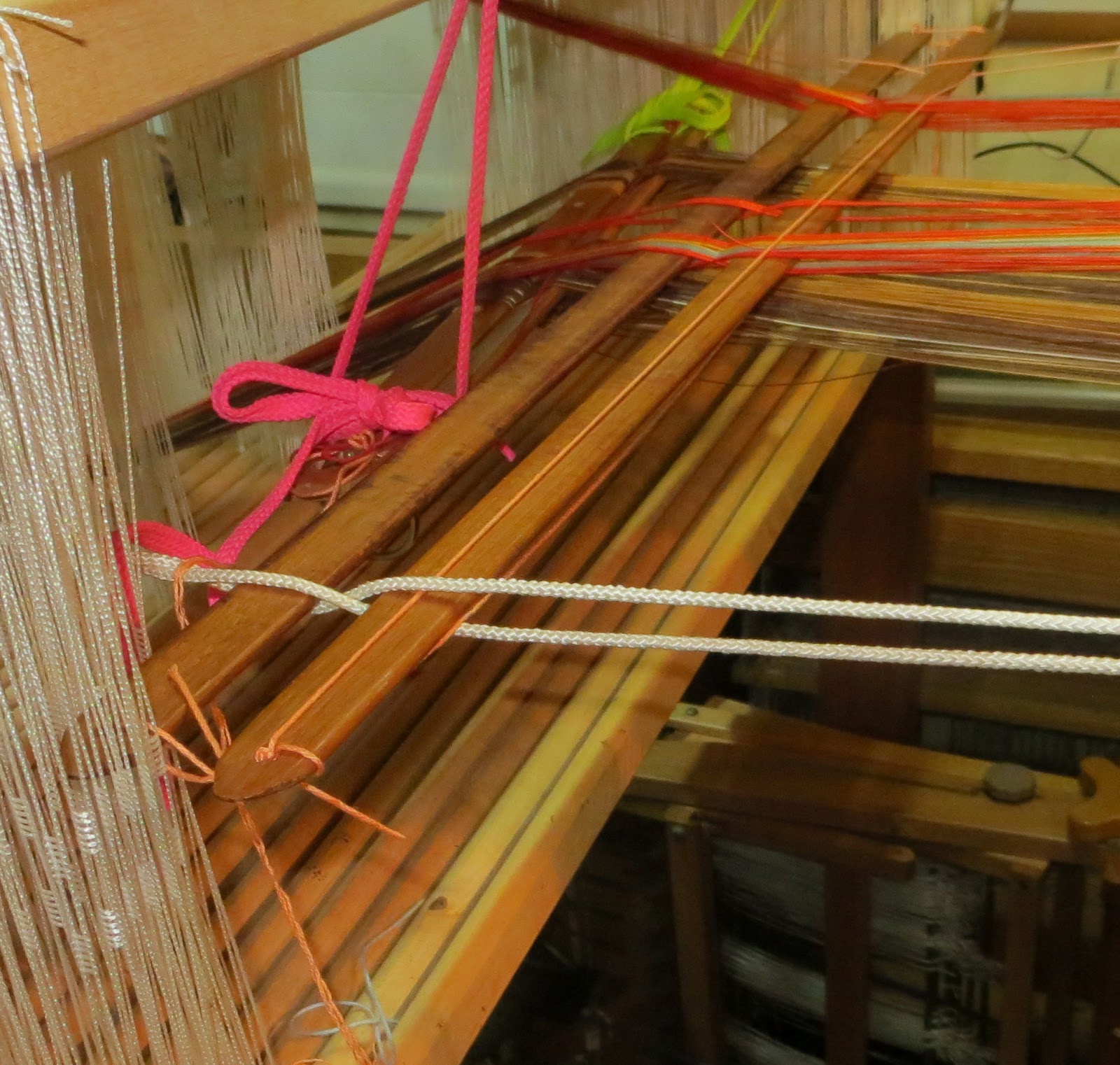 Gangewifre Weaving: Supplementary Warp - putting on the pattern warp