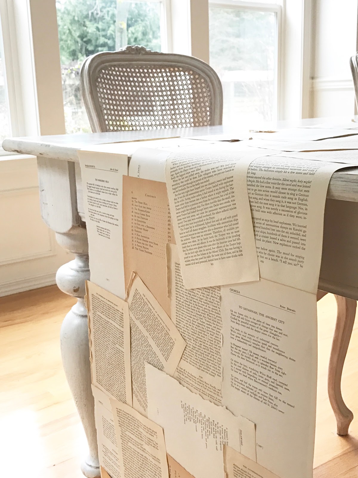 Little Farmstead: DIY Book Page Runner