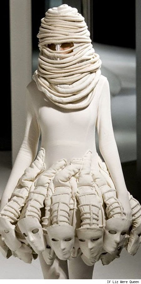 Otto Mode Most Ridiculous Fashion Show Outfits otto-mode-most-ridiculous-fashion-show-outfits
