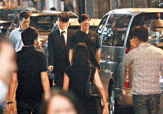 Hong Kong, My Love: Roy Cheung (張耀揚): Press Archive 2010