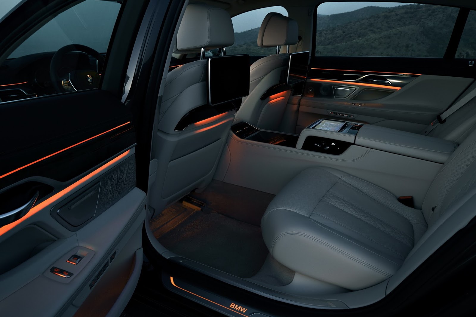 ALL NEW BMW 7-Series 2017