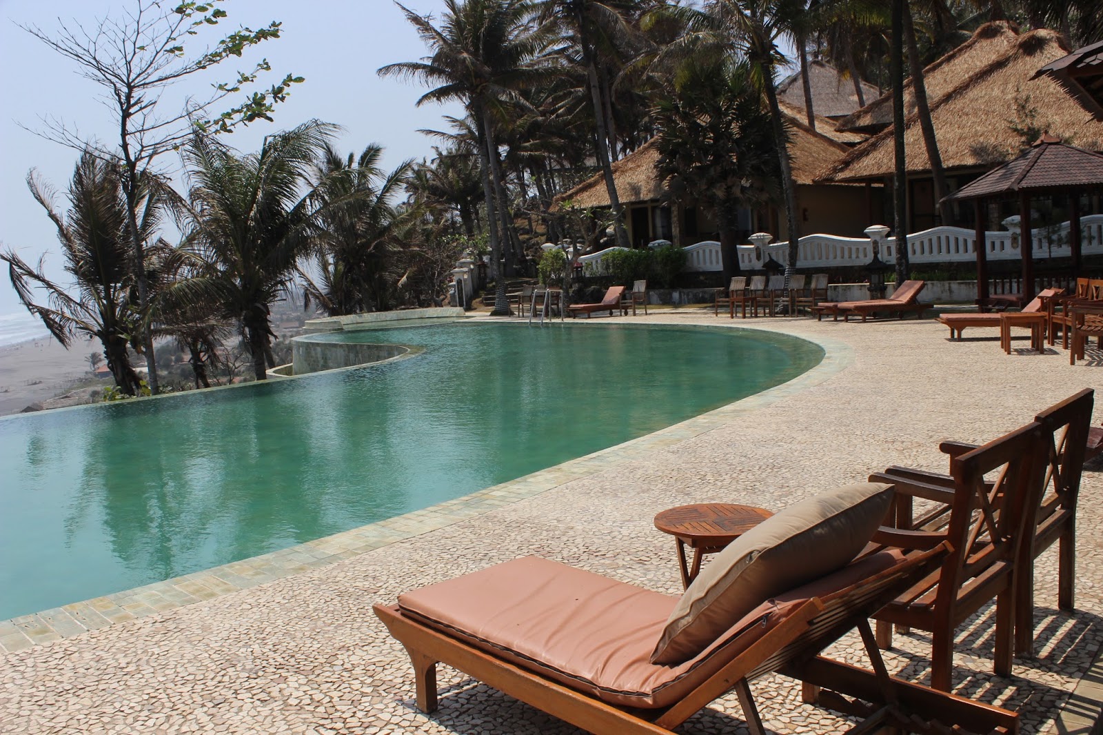 Travel and Food Enthusiast: Queen Of The South Beach Resort ...