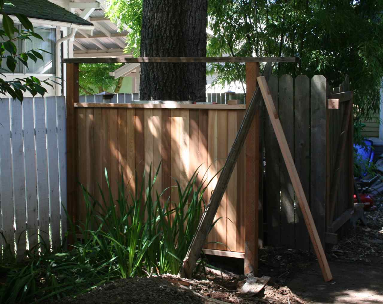 Laurelhurst Craftsman Bungalow: Side Fence Progress