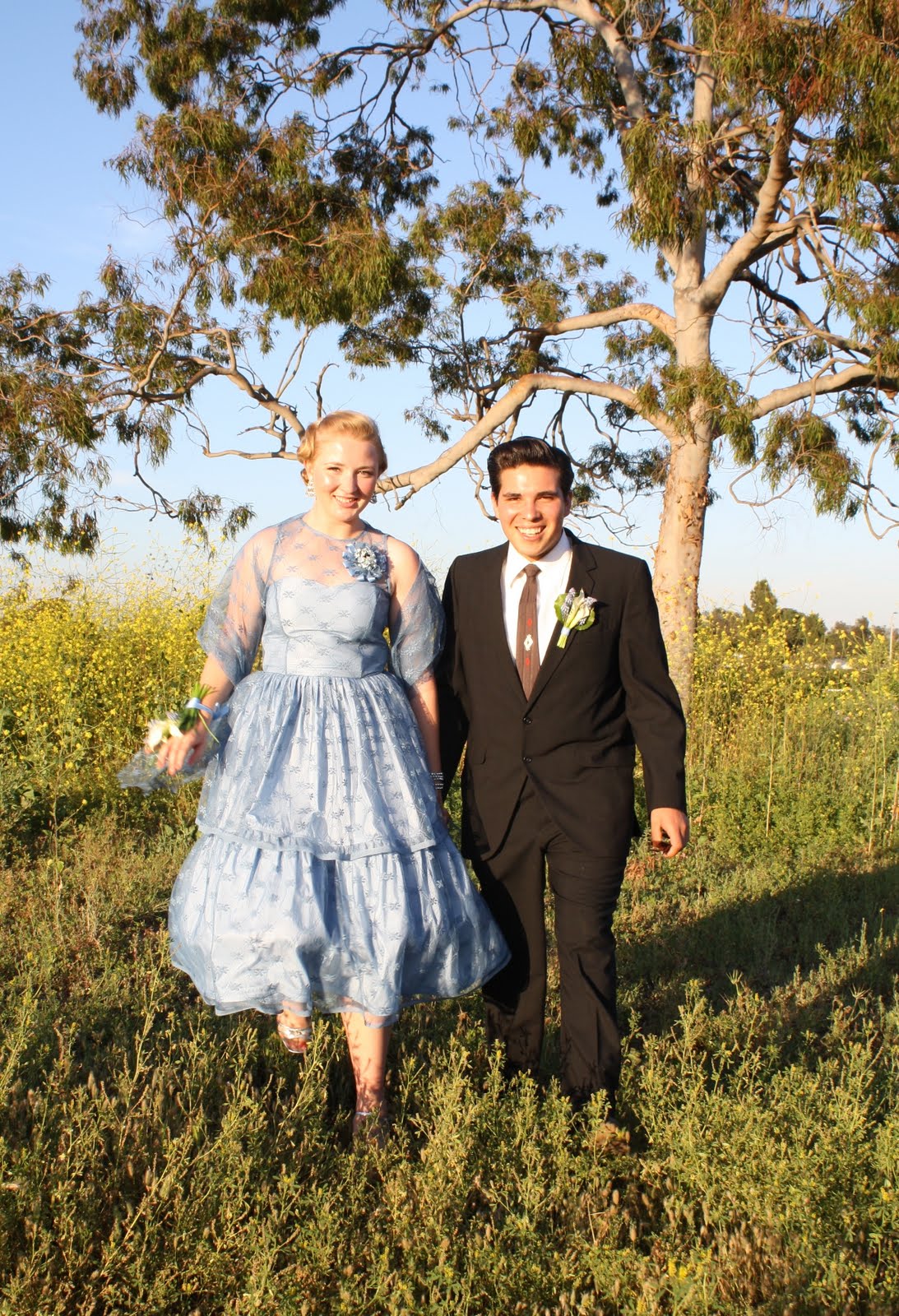 wacky tacky: Sew What?! wacky tacky Goes to the Prom!!