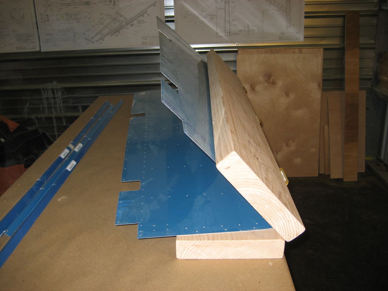 Christopher RV7 Construction: wing stands and a bending break