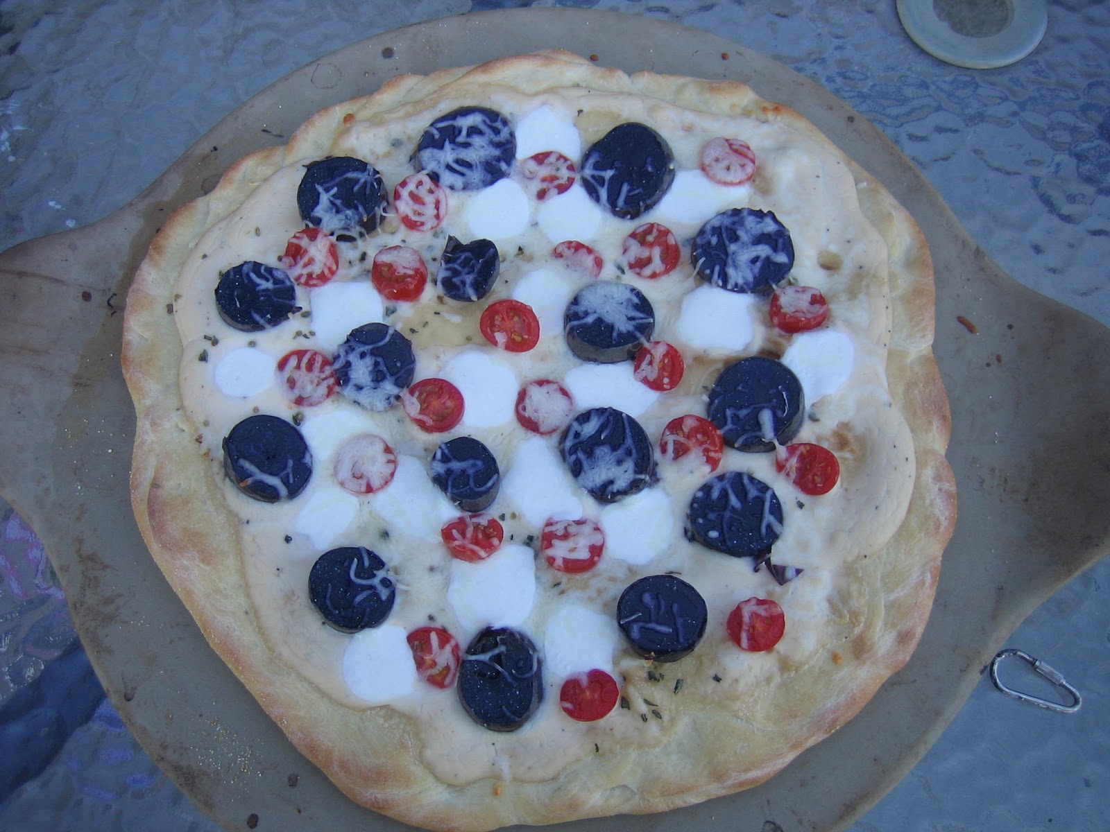 Red, White, & Blue Pizzas ~ Edesia's Notebook