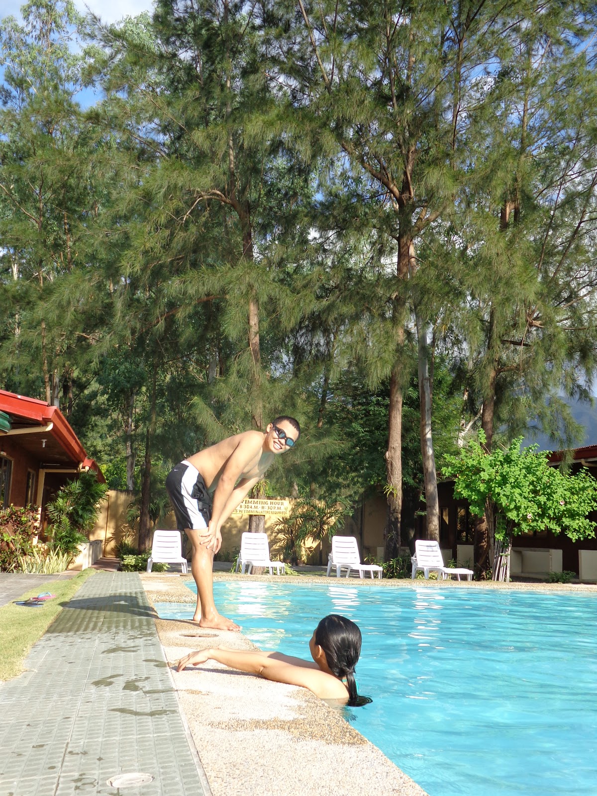 travelogue: Zambales Series Version 1.0: Canoe Beach Resort, Pundakit ...