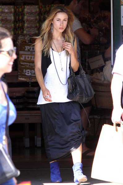 Stic-of-the-Week: Style Icon: Gillian Zinser