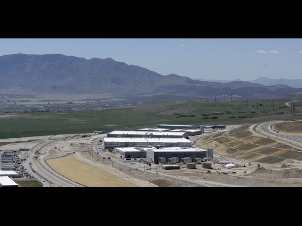 UNDER MATTAN: USA bygger största spioncentret på jorden... 2013 update (2)