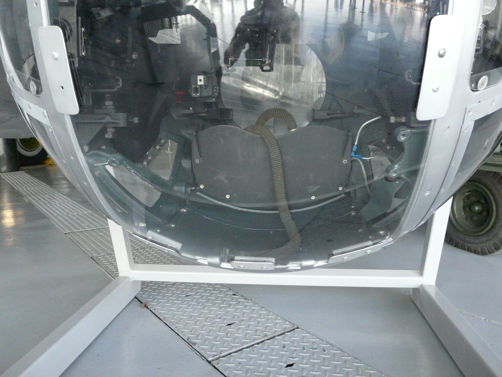 Rowmk9's Modelling Blog: B-17F and B-17G - The Sperry Ball Turret