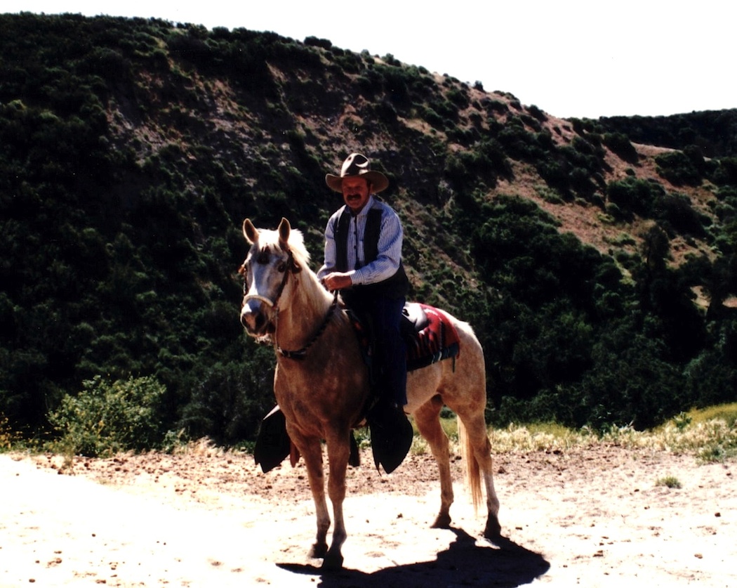 A drifting cowboy: Cowboy Wisdom -- Trail Tack Repairs