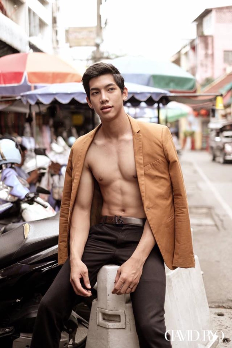 Grand Boyzone: Patithada Pothajareon