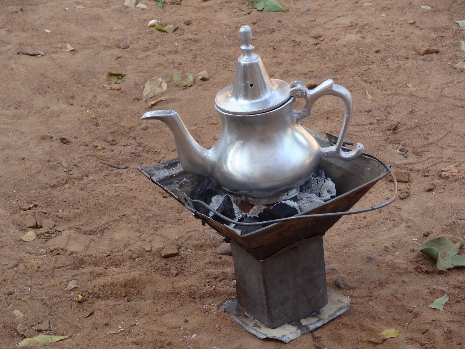Footprints in Mali: Malian tea