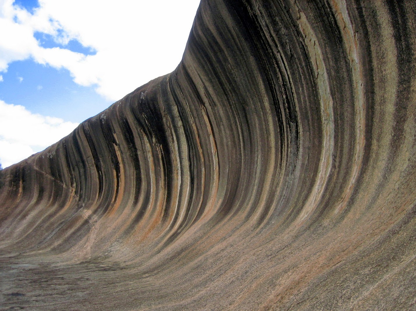 Rocks in Australia - The Cube