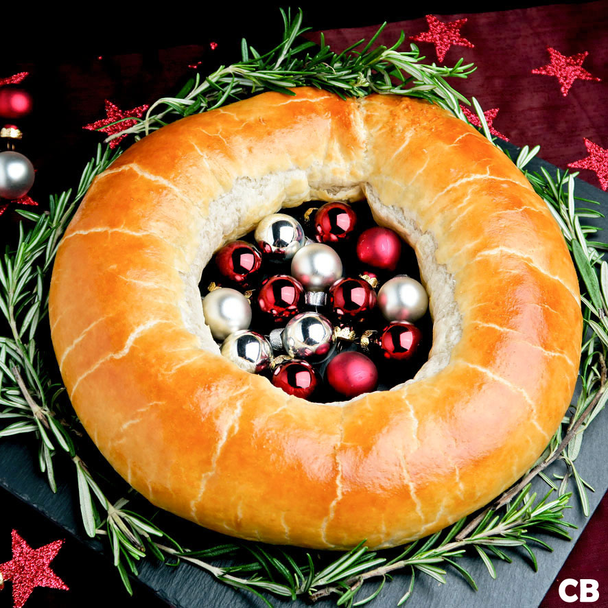 Culinaire Bagage: Hartige kerstkrans gevuld met Limburgs gehakt