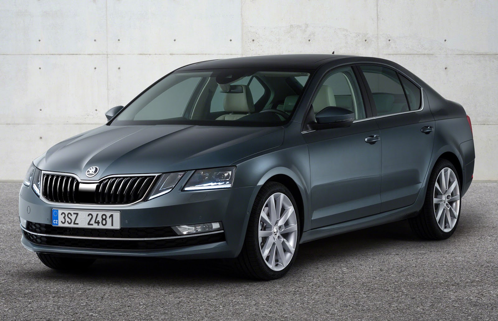 Irish Car+Travel Magazine: Skoda makes revisions to Octavia