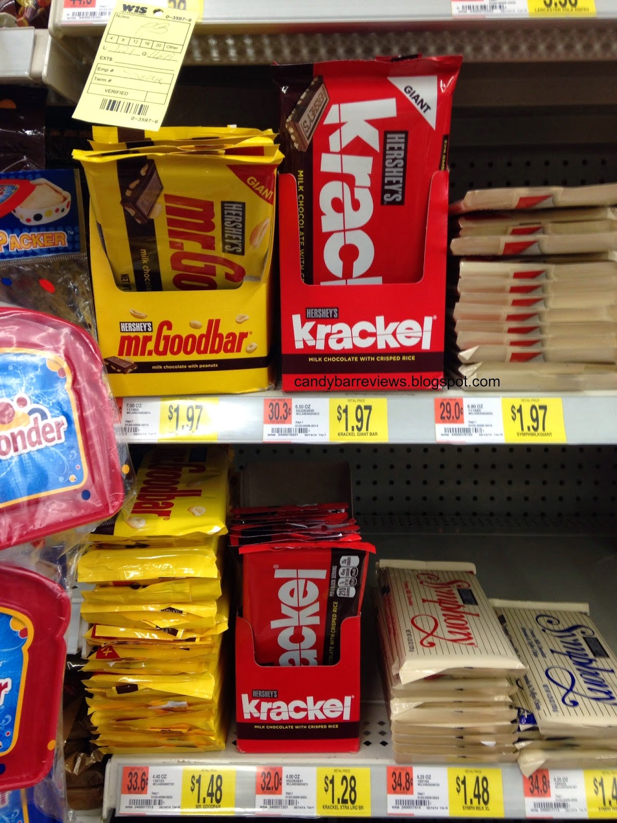 Candy Bar Reviews: Candy Hunting - New Products from Hershey's