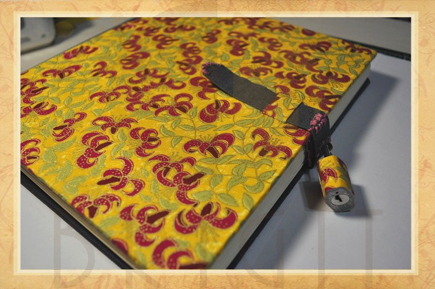 Work Book! - Estúdio Brigit - Livros Artesanais & Arte