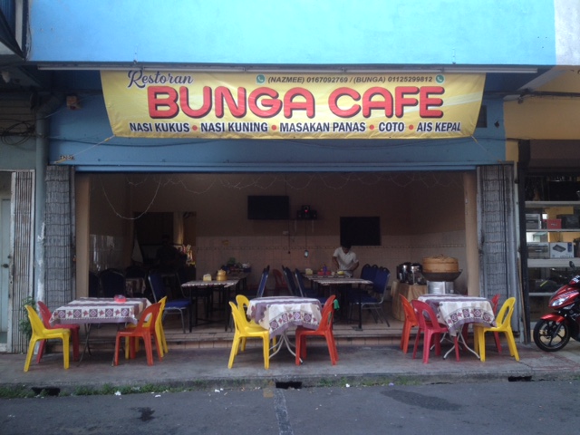 Foodaholic Tawau: Restoran Bunga Cafe