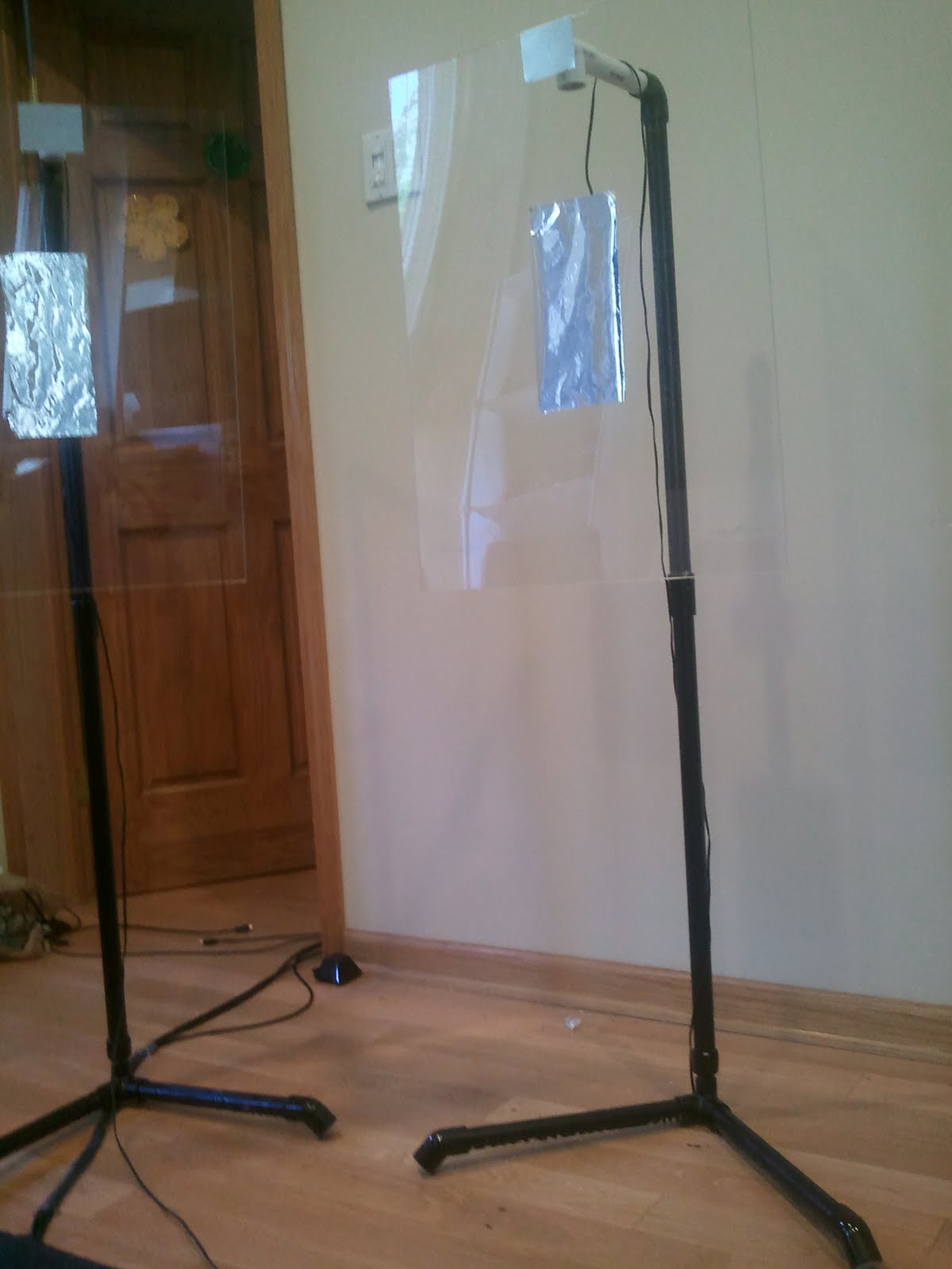 op7ical design: "Clearfield" Flat-Panel Speaker Design