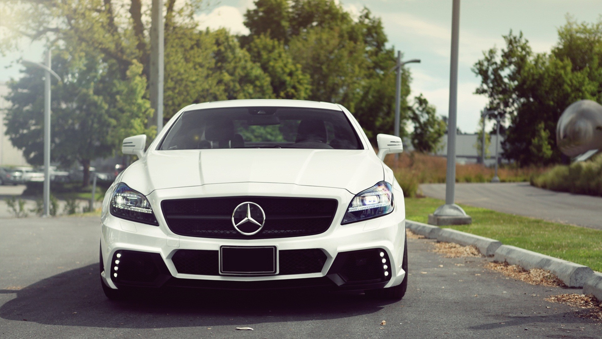 White Mercedes-Benz CLS 63 AMG Front - High Definition Wallpapers - HD ...
