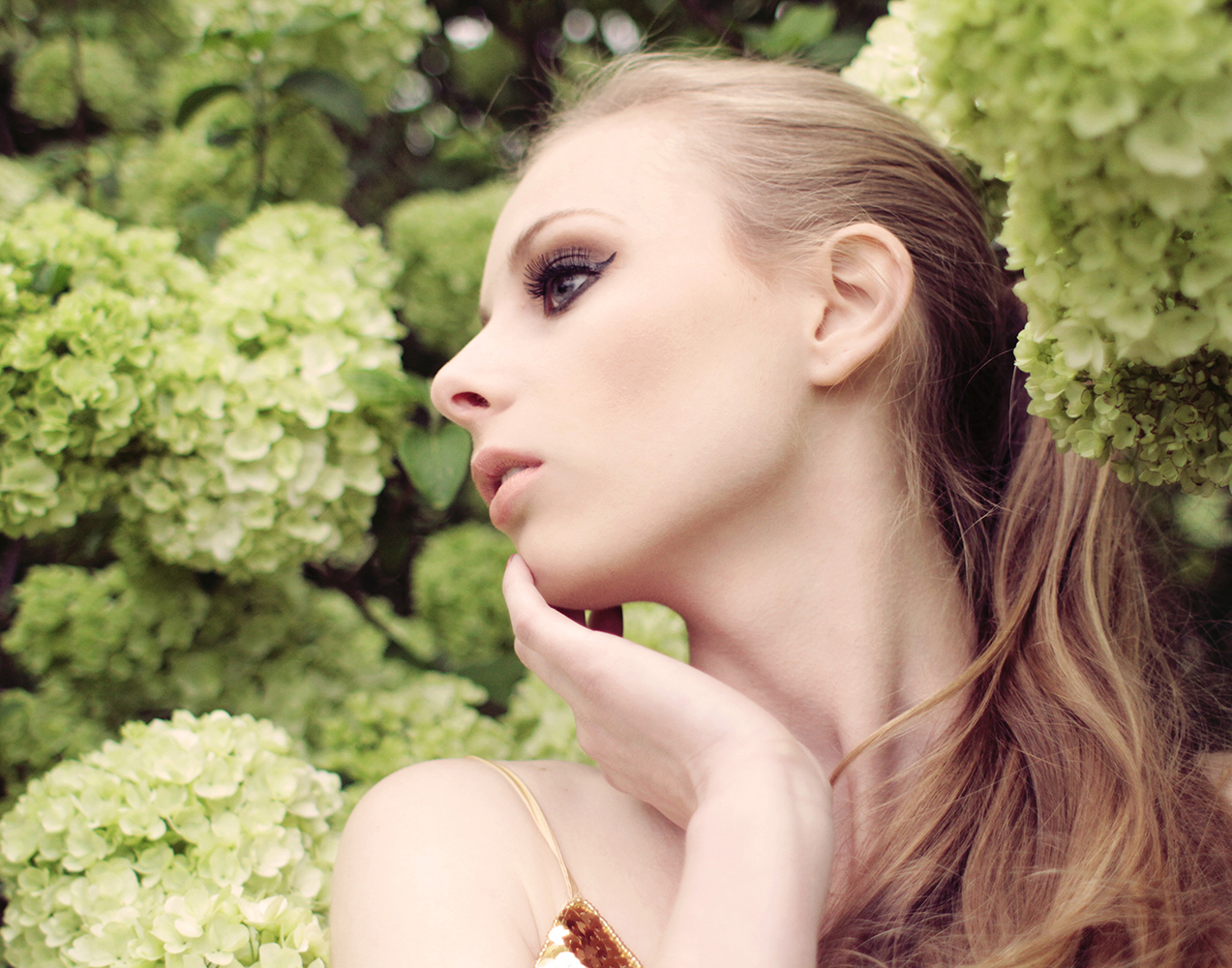 FRANEY: olivia with balloons