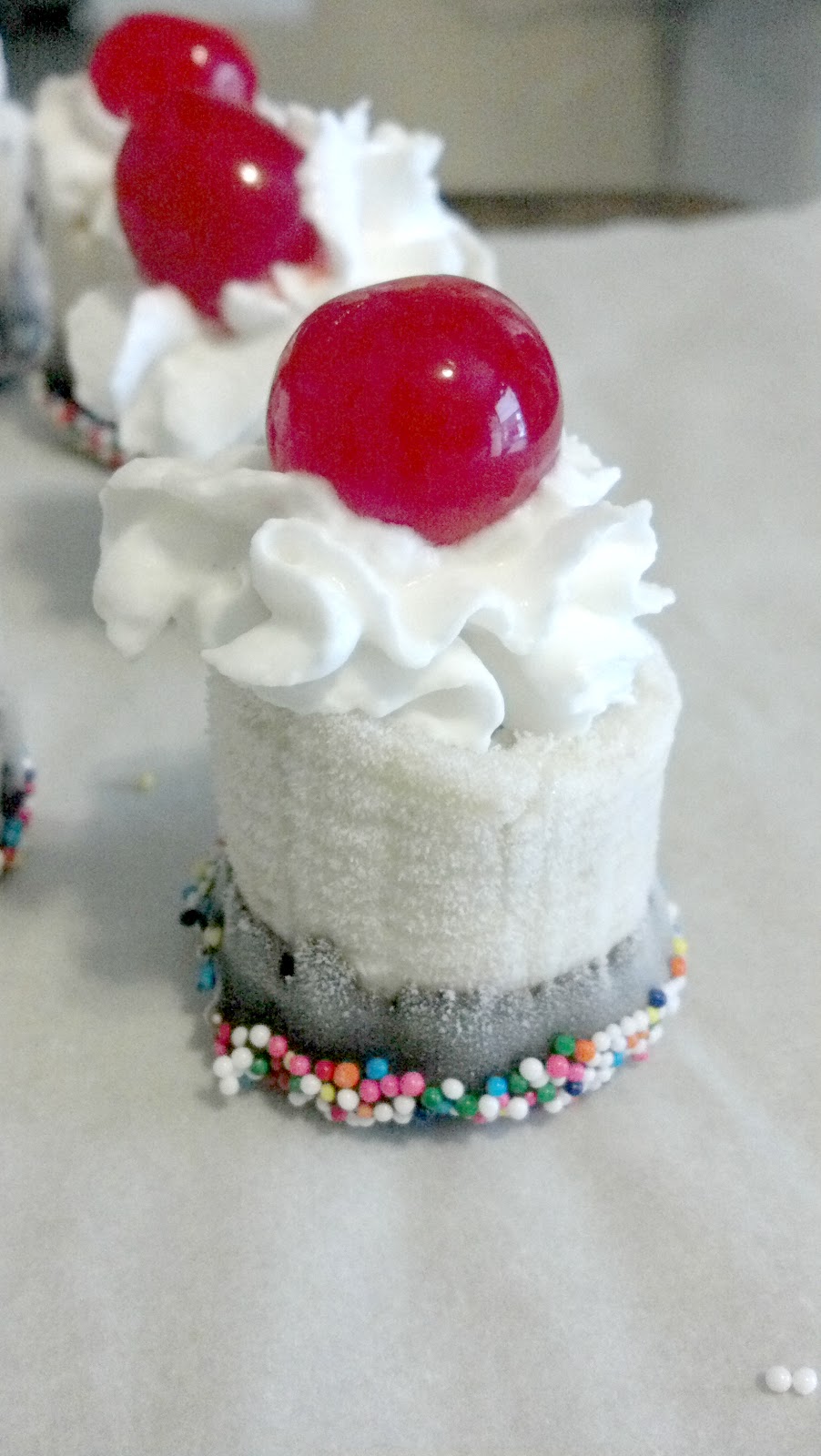 Classy Event Organizer: How To: Mini Ice Cream Sundaes