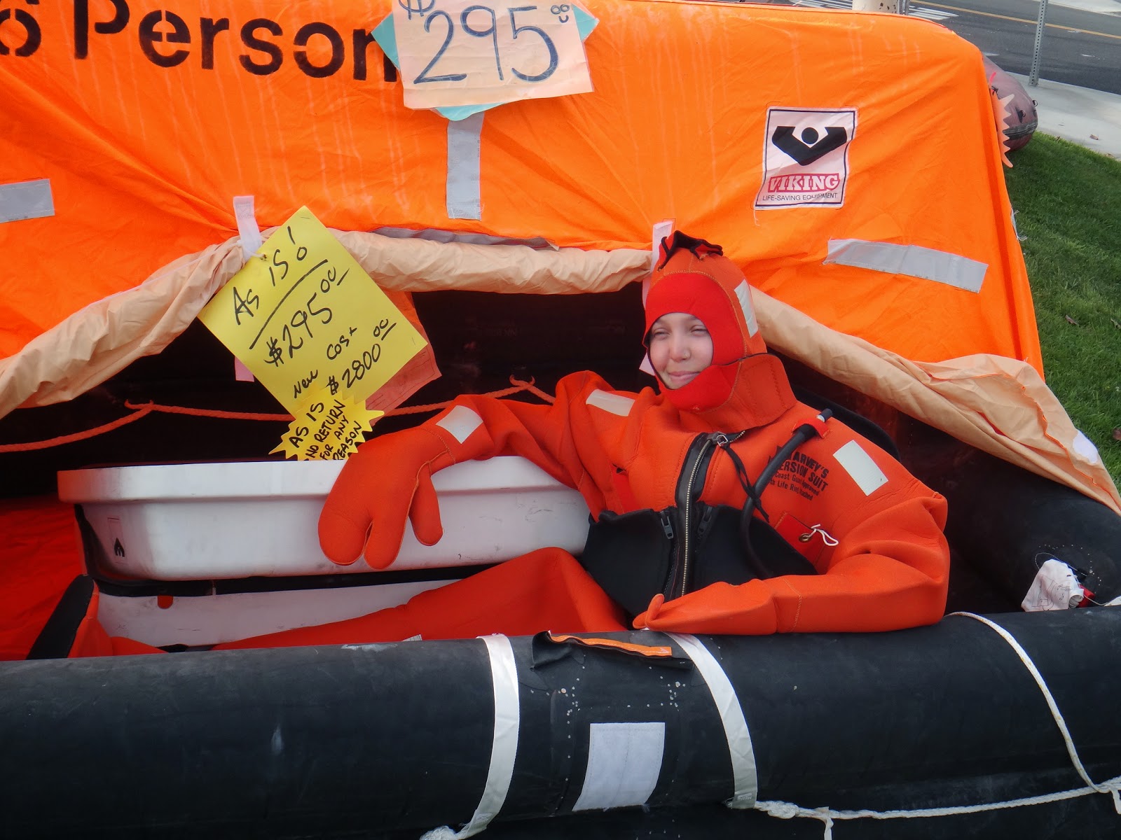 The Official Minney's Yacht Surplus Blog: HELP WANTED ! Survival suit ...