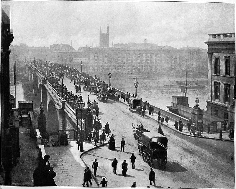 Why doesn't Hollywood create a "War of the Worlds" movie set in its ...