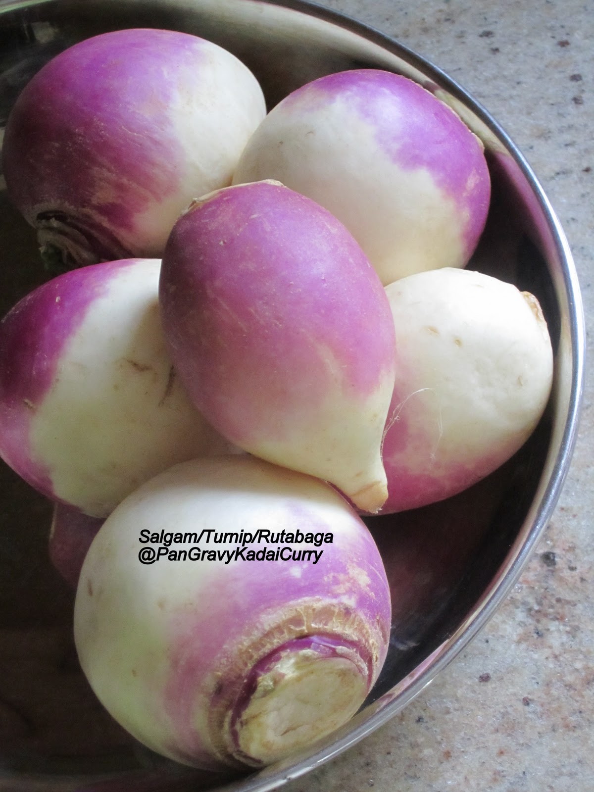 Pan Gravy Kadai Curry: Kadai Chicken And Eggs