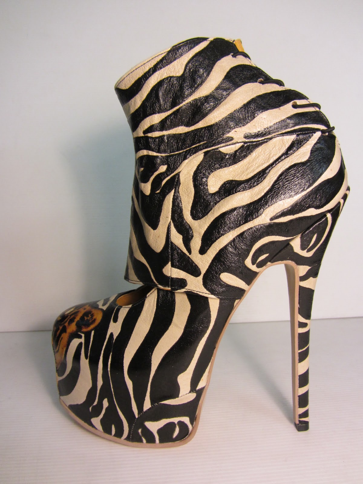 LIZARELLA: NATACHA MARRO - Animal shoes to kill for!