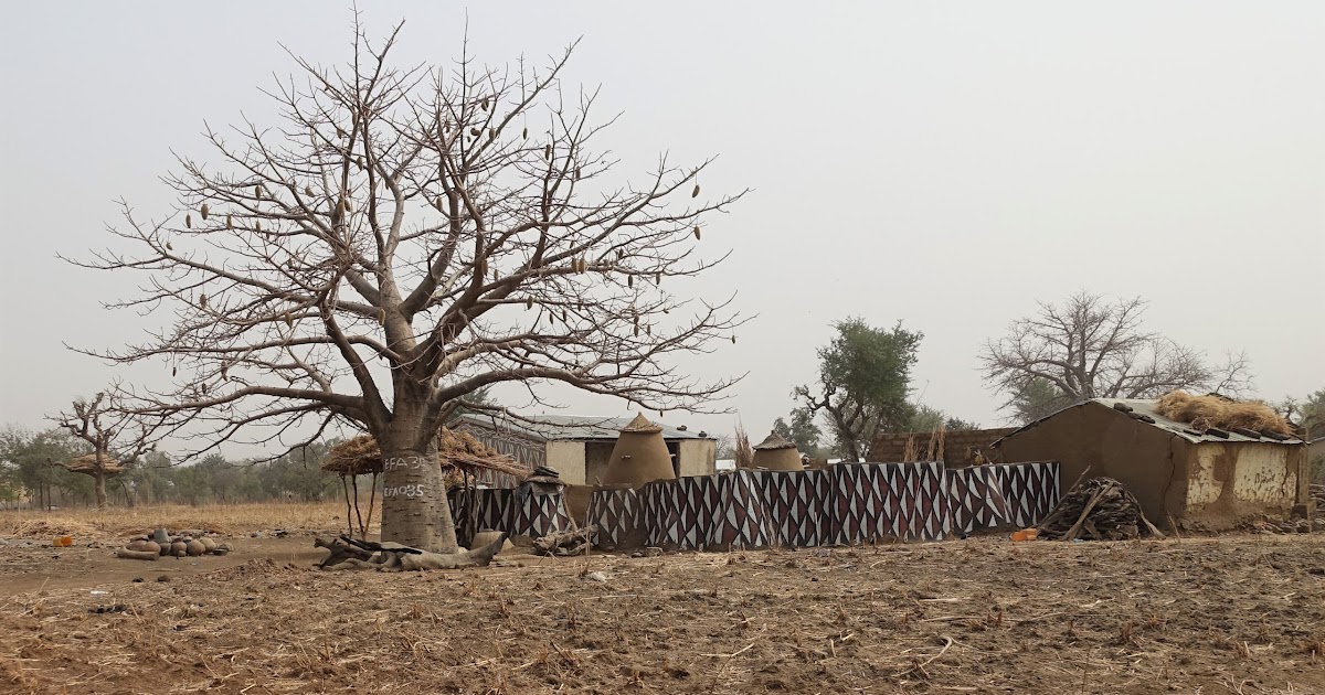 Quilts and Boxes: A visit to Sirigu, Tongo Hills and Tengzu Shrine in Ghana