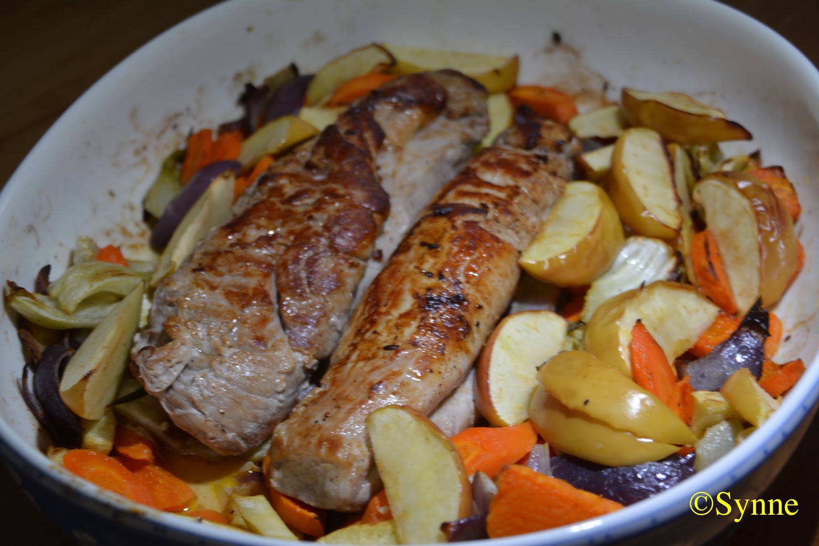 ganske enkelt: Svinefilet med eple og rosmarin