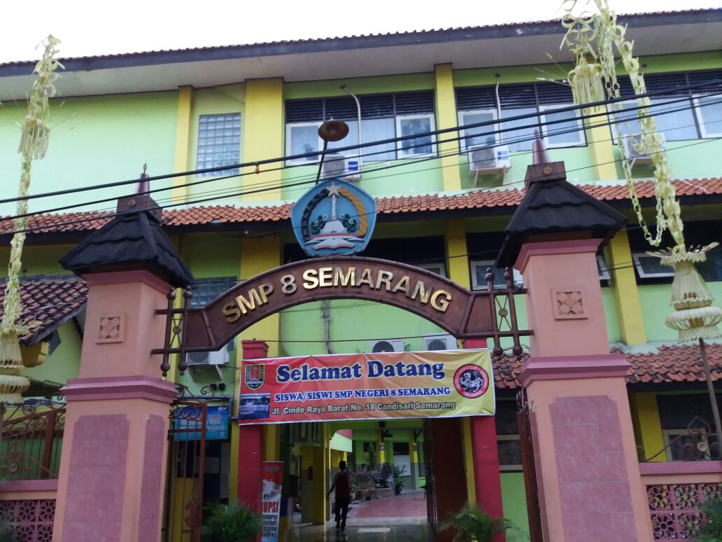 SMP NEGERI 8 SEMARANG: 07/17/17