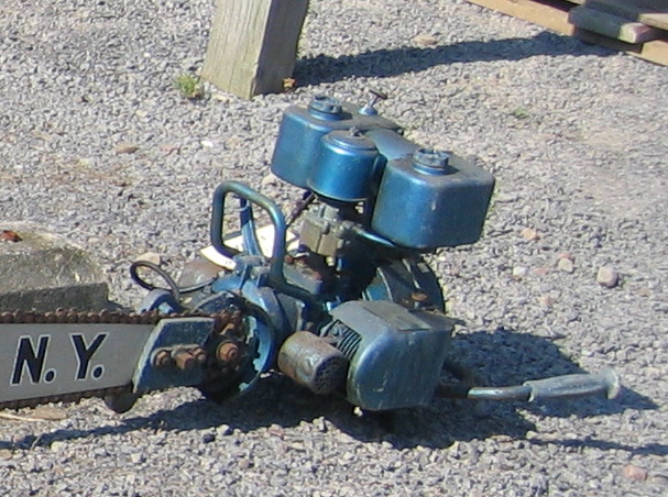 VINTAGE CHAINSAW COLLECTION: CHAINSAW HISTORY BY BRAND.