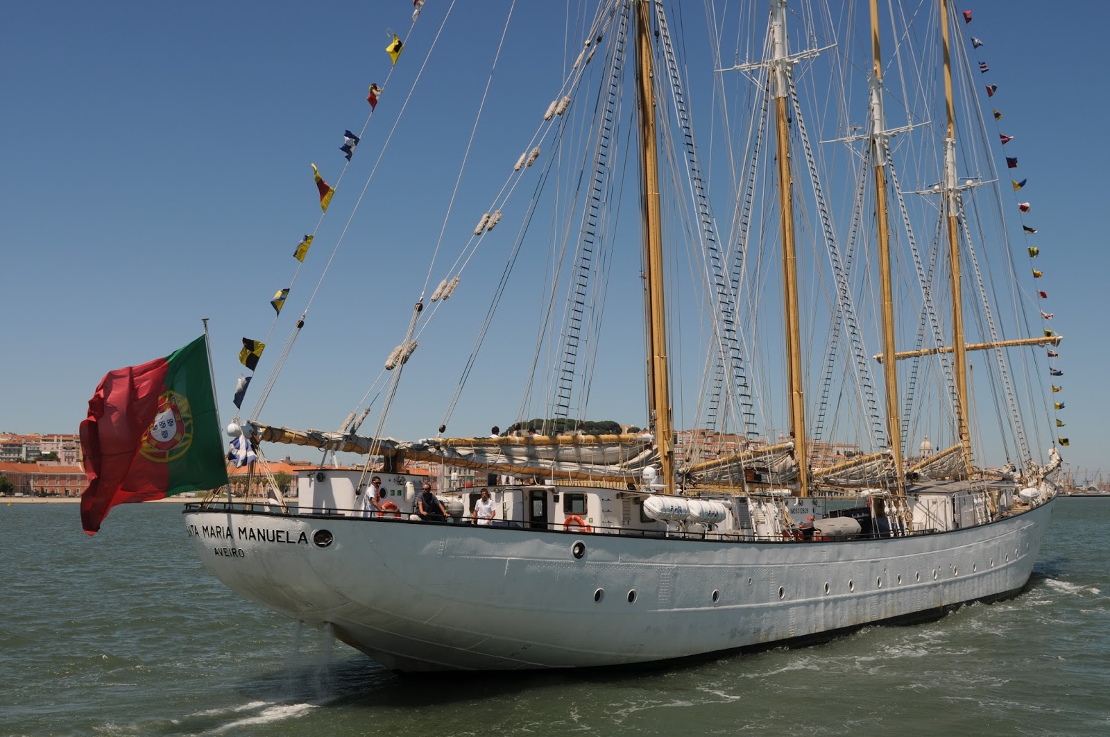 SHIPS & THE SEA - BLOGUE dos NAVIOS e do MAR: Chegada do SANTA MARIA ...