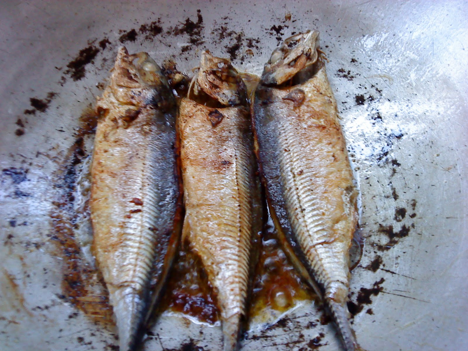 Cooking Pleasure: Fried Sambal Ikan Cencaru [Horse Mackerel]