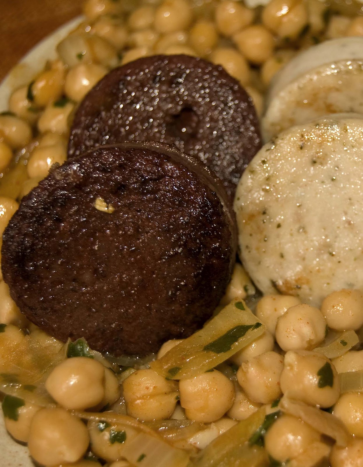 La triperie: des recettes d' abats à toutes les sauces.: Les deux ...