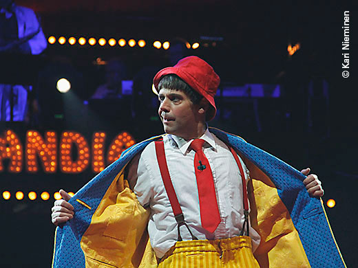 Sirkusteltta: Rob Torres