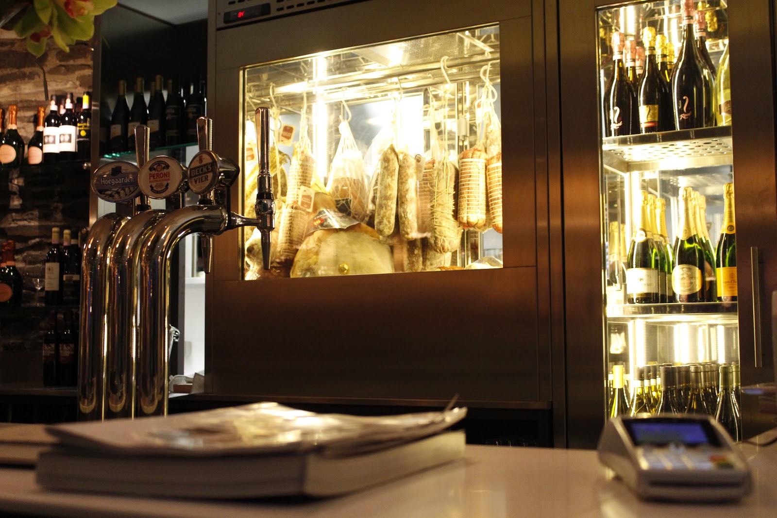 Stratos Restaurant and Bar