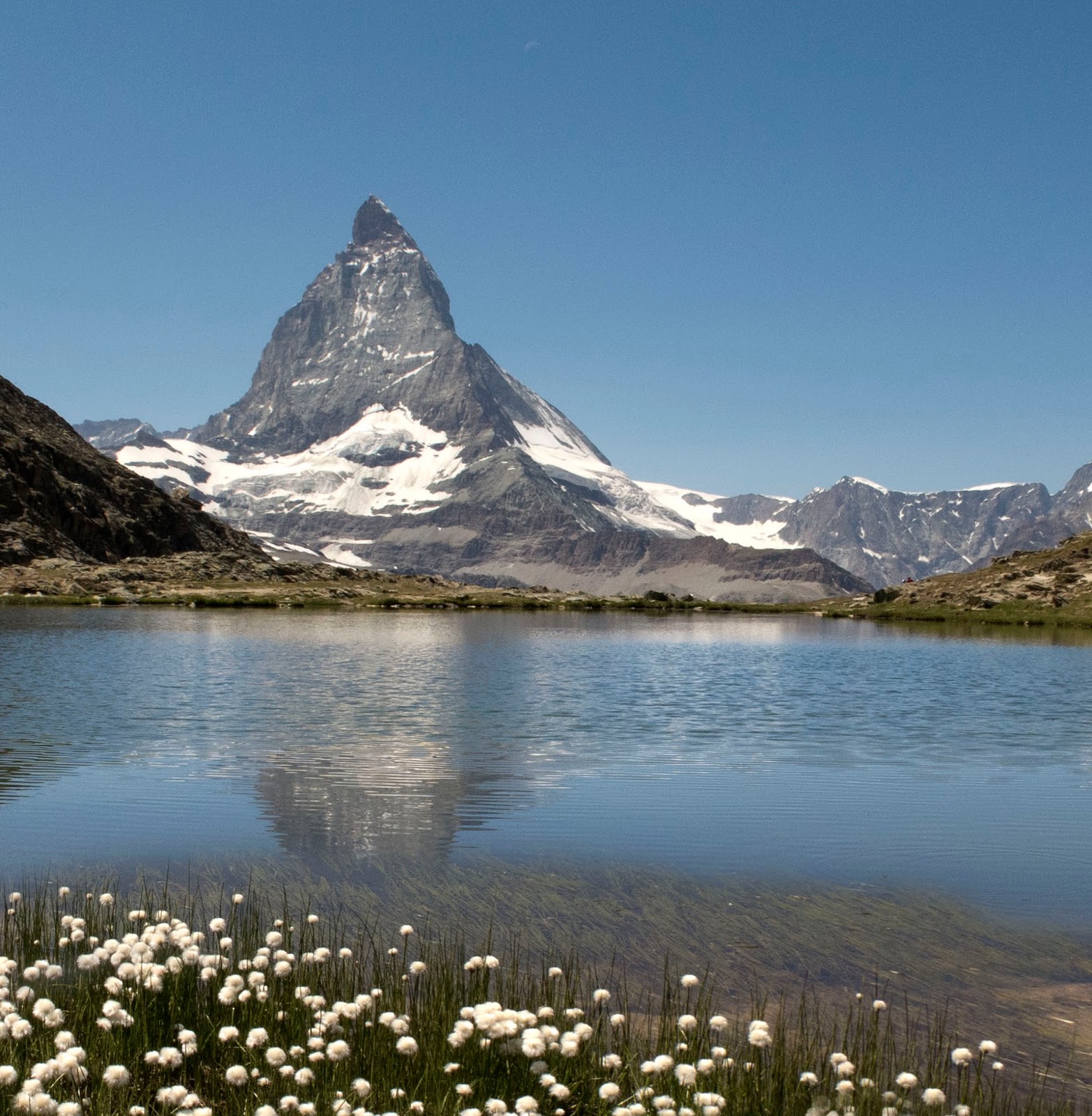 Instantes, fotos de Sebastián Navarrete: El Cervino, el símbolo del ...